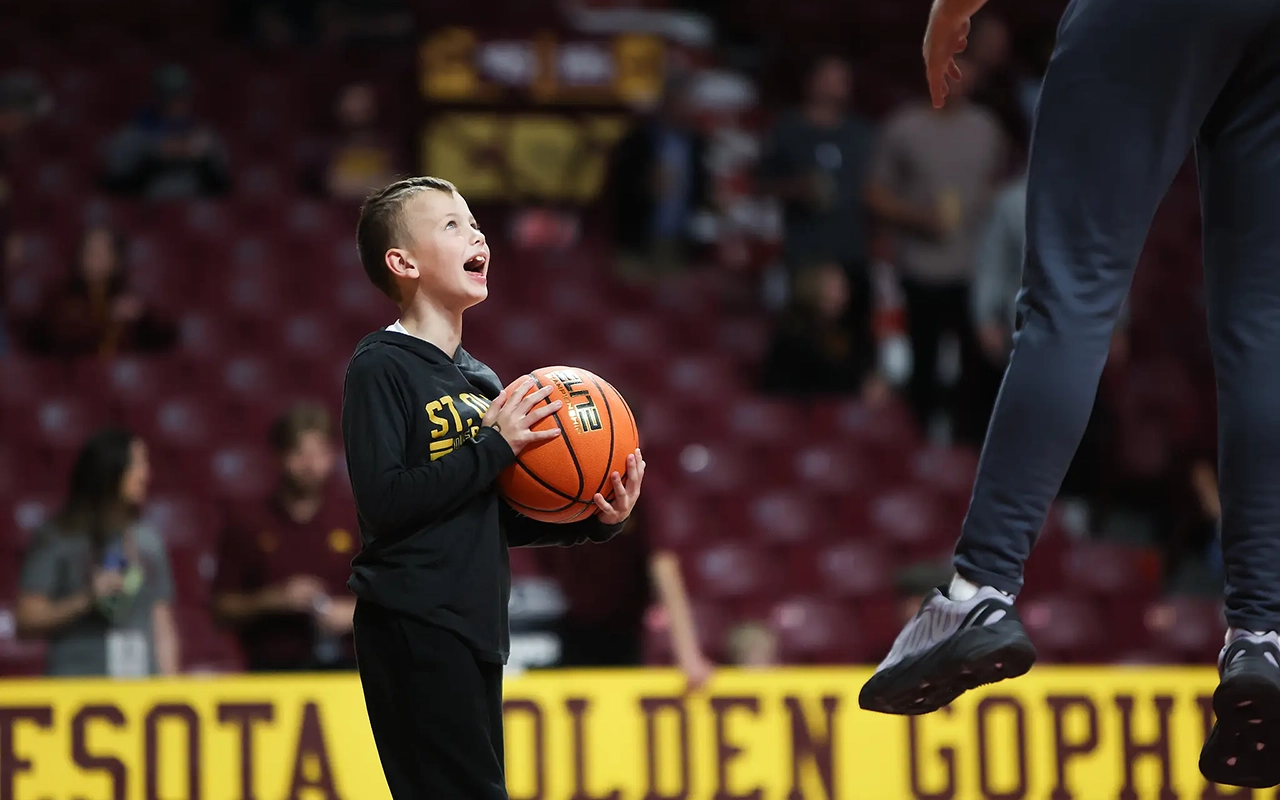 The Engle Family & St. Olaf Basketball: Right Place. Right Time. Right ...